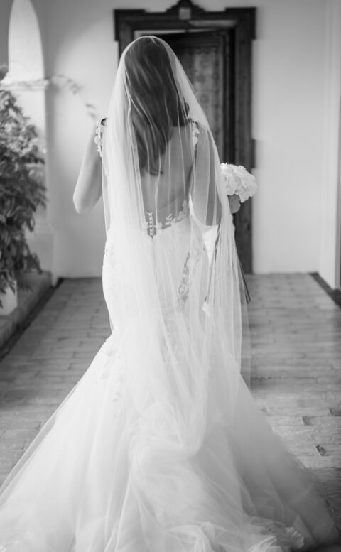 Elegant black and white wedding at Finca Monasterio